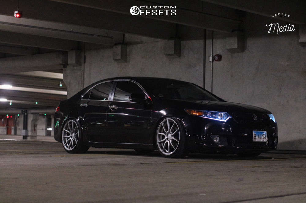 2009 Acura TSX with 20x9 35 Fitted F2 and 245/35R20 Achilles At Sport ...