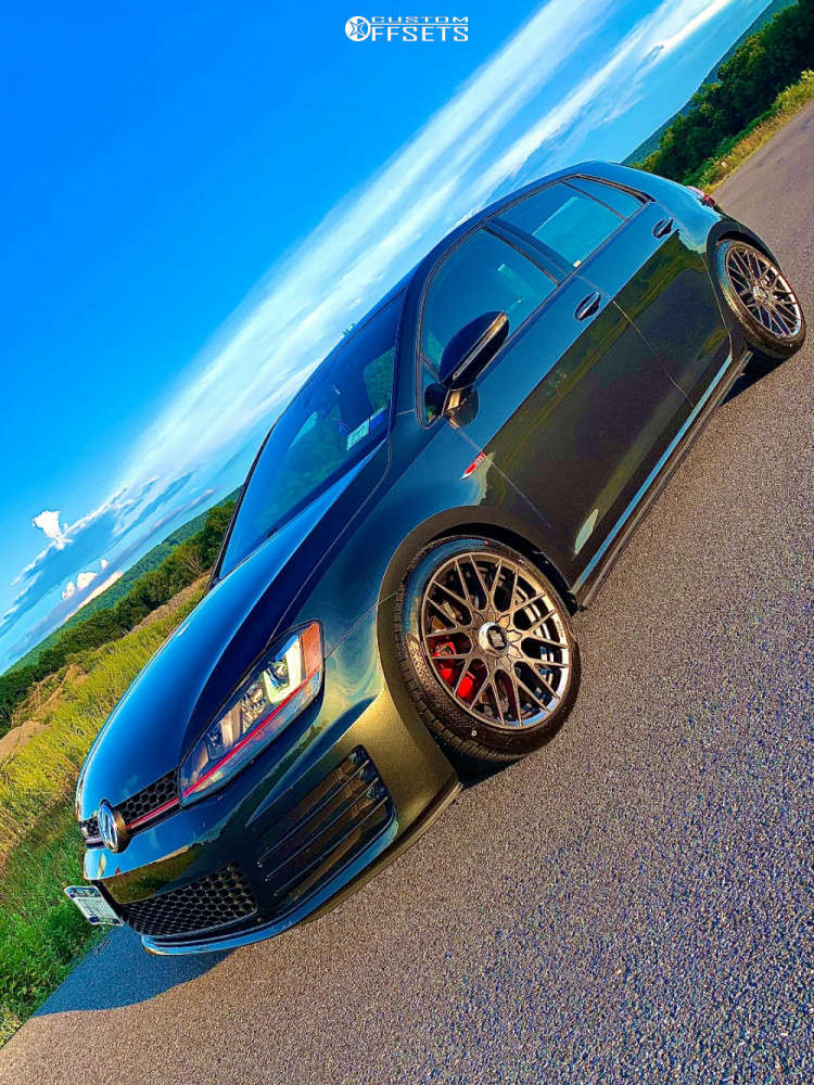 2015 Volkswagen GTI with 18x8.5 45 Rotiform Rse and 225/40R18 Nankang ...