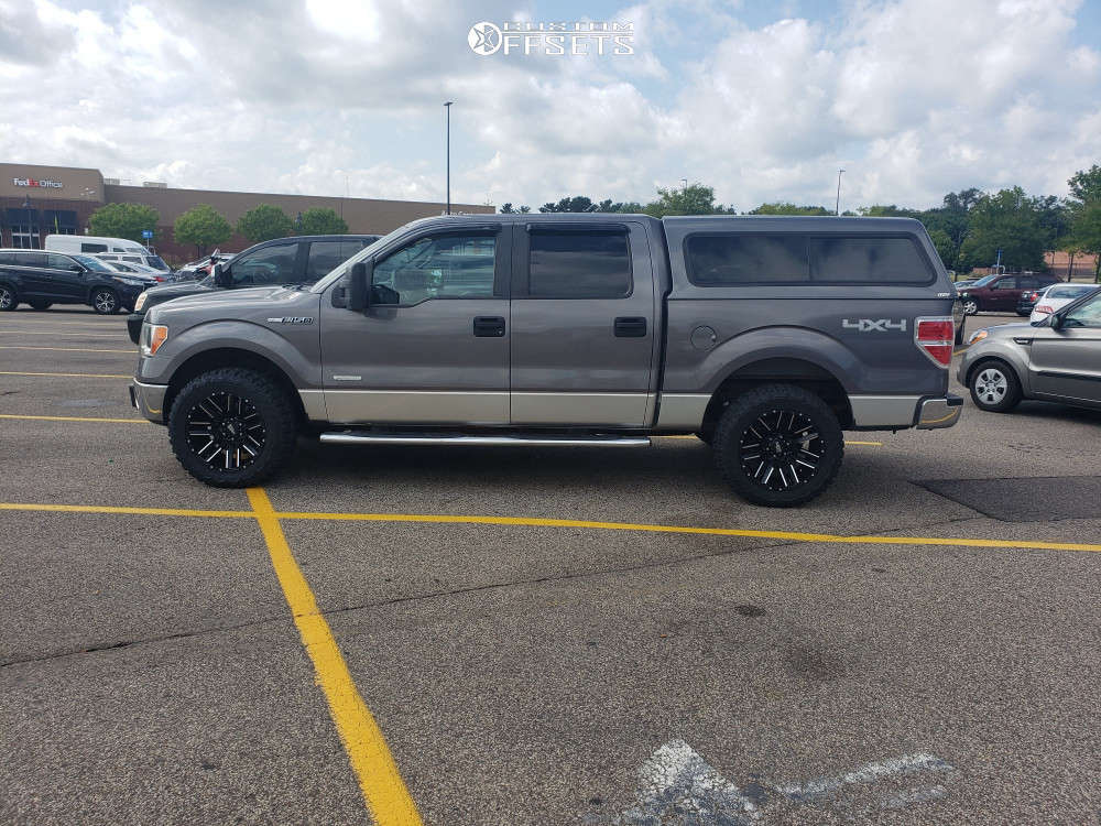2011 Ford F-150 with 20x10 -24 Moto Metal Mo978 and 33/12.5R20 Americus ...