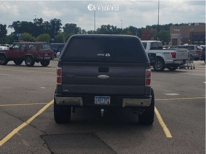 2011 Ford F-150 with 20x10 -24 Moto Metal Mo978 and 33/12.5R20 Americus ...