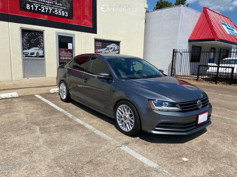 2017 Volkswagen Jetta with 17x8 35 Rotiform Rse and 225/45R17 Nitto Neo ...