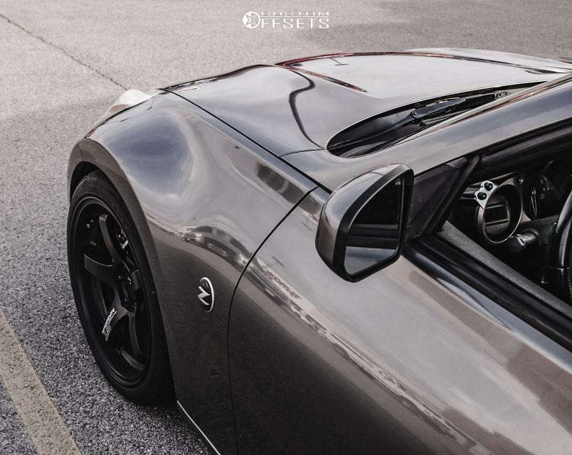 2012 Nissan 370Z with 19x9.5 35 Advan Racing GT and 265/35R19 Toyo ...