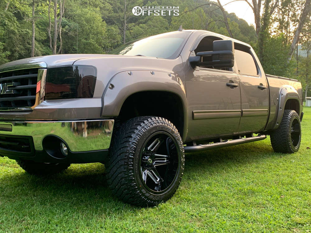 2012 GMC Sierra 1500 with 20x12 -51 Vision Razor and 33/12.5R20 Atturo ...