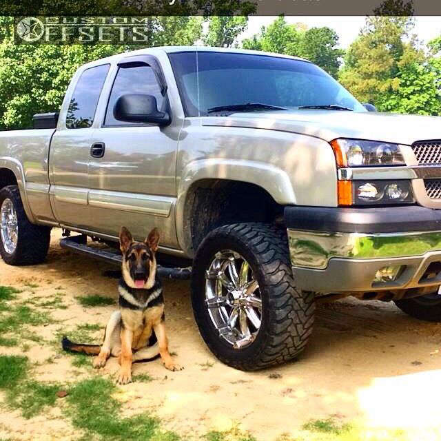 2004 Chevrolet Silverado 1500 with 20x9 18 XD Badlands and 33/12.5R20 ...