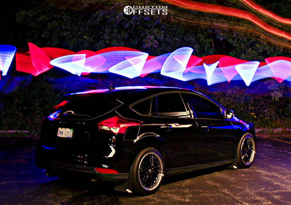2017 Ford Focus with 18x8.5 35 MRR Gt1 and 235/40R18 Nitto Neo Gen and ...