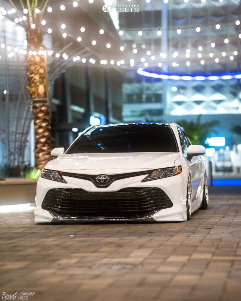 2018 Toyota Camry with 19x9.5 35 ESR SR04 and 235/40R19 Federal 595 Evo ...