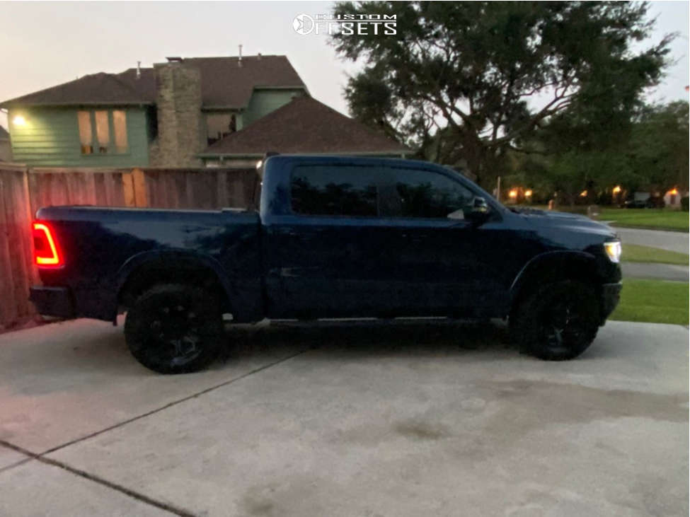 2020 Ram 1500 with 20x10 -18 Fuel Siege and 305/50R20 Nitto Terra ...