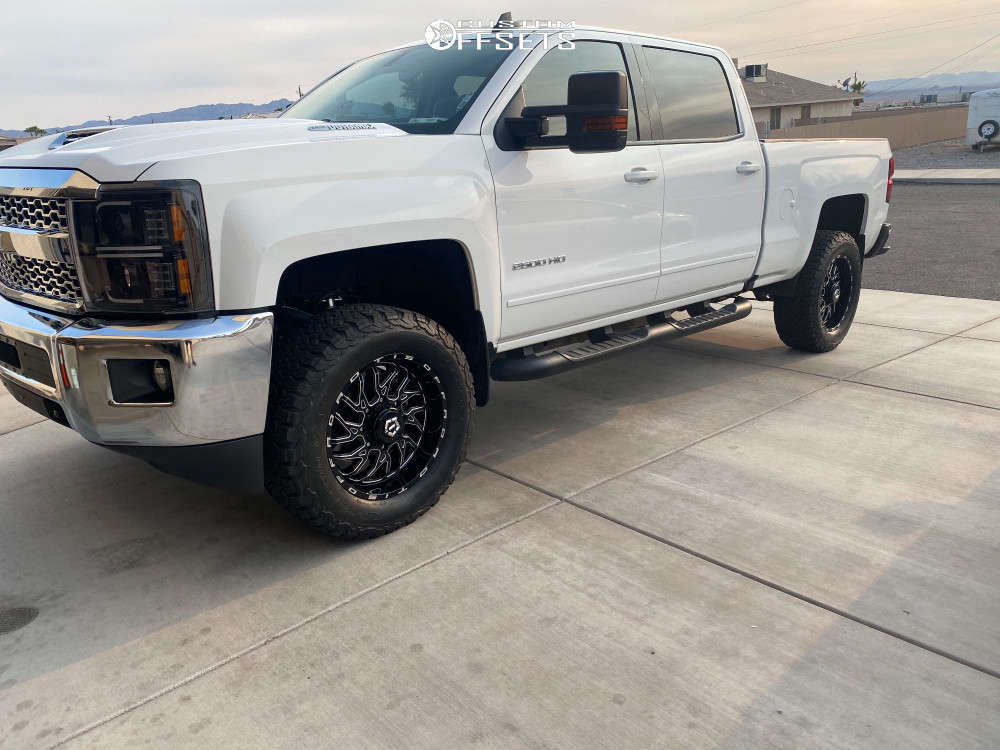 2019 Chevrolet Silverado 2500 HD with 20x9 18 TIS 544BM and 295/60R20 ...