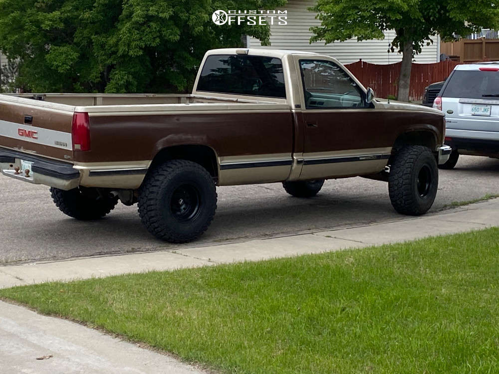 1990 GMC C1500 with 15x10 -38 American Racing Outlaw Ii and 33/12.5R15 ...