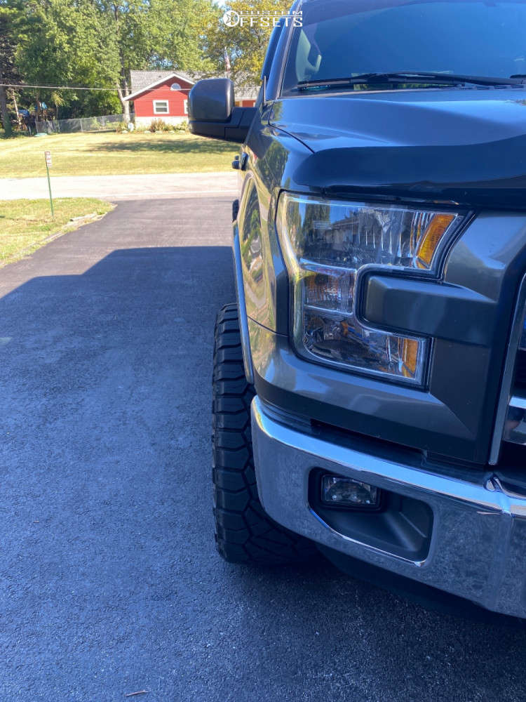 2015 Ford F-150 with 20x12 -44 Anthem Off-Road Equalizer and 33/12.5R20 ...