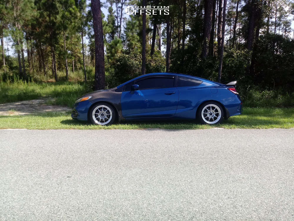 2015 Honda Civic with 17x8 38 Konig Hypergram and 215/40R17 Riken ...
