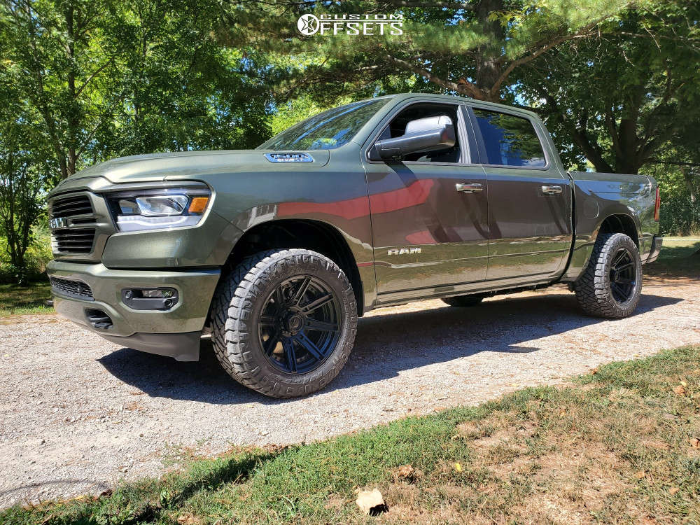 2020 Ram 1500 with 20x10 -18 Fuel Rogue and 33/12.5R20 Nitto Ridge ...