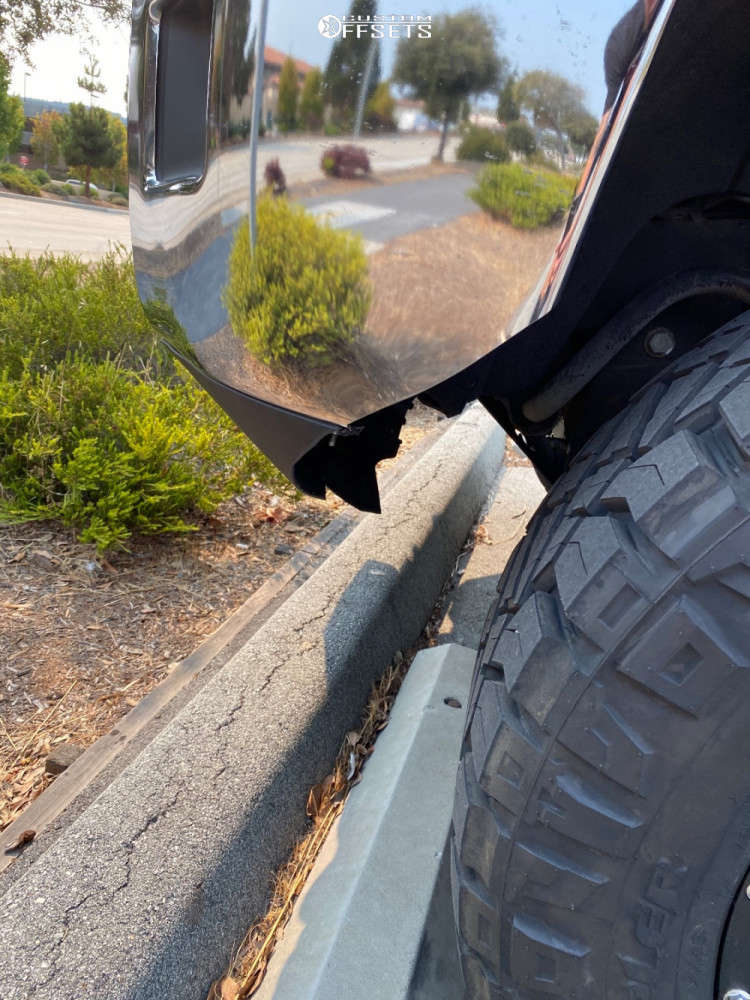 2018 Chevrolet Silverado 2500 HD with 20x10 -24 Method Mr606 and 35/12 ...