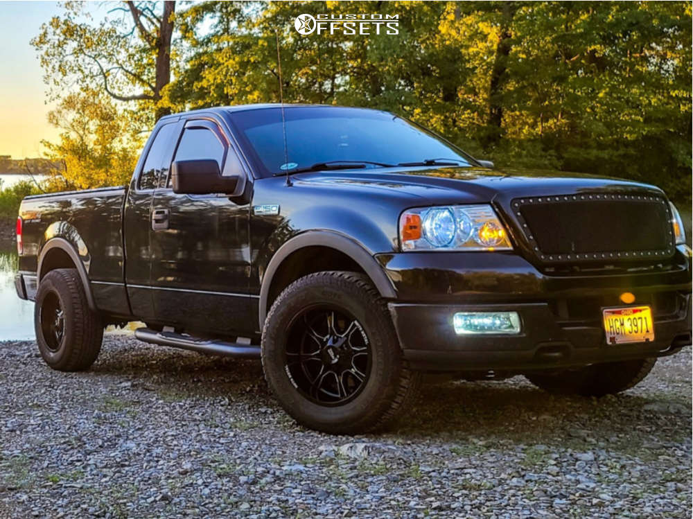2004 Ford F-150 with 18x10 -24 Moto Metal Mo970 and 275/65R18 Yokohama ...
