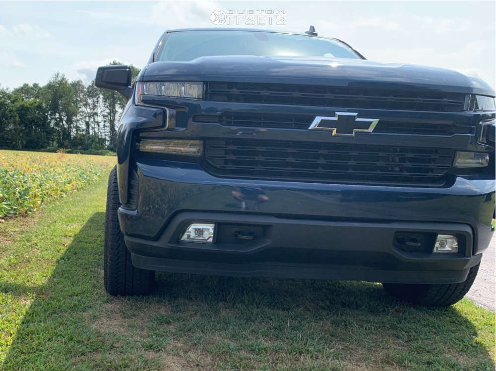 2019 Chevrolet Silverado 1500 with 20x10 -24 Method Mr606 and 33/12 ...