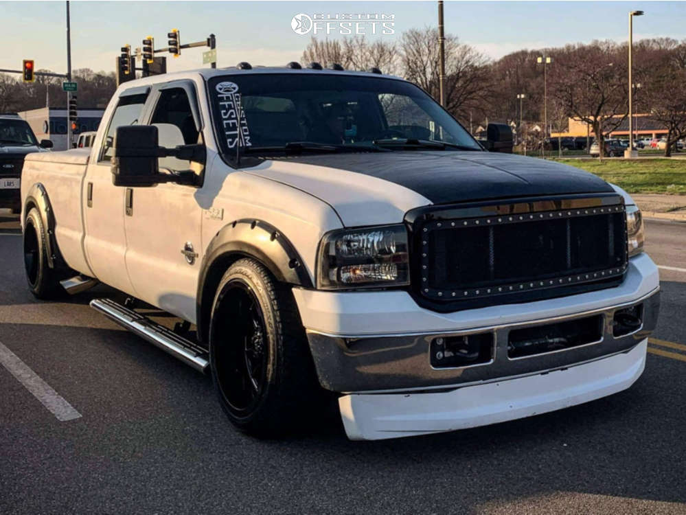 2001 Ford F-250 Super Duty with 22x12 -44 RBP 75r and 305/40R22 Atturo ...