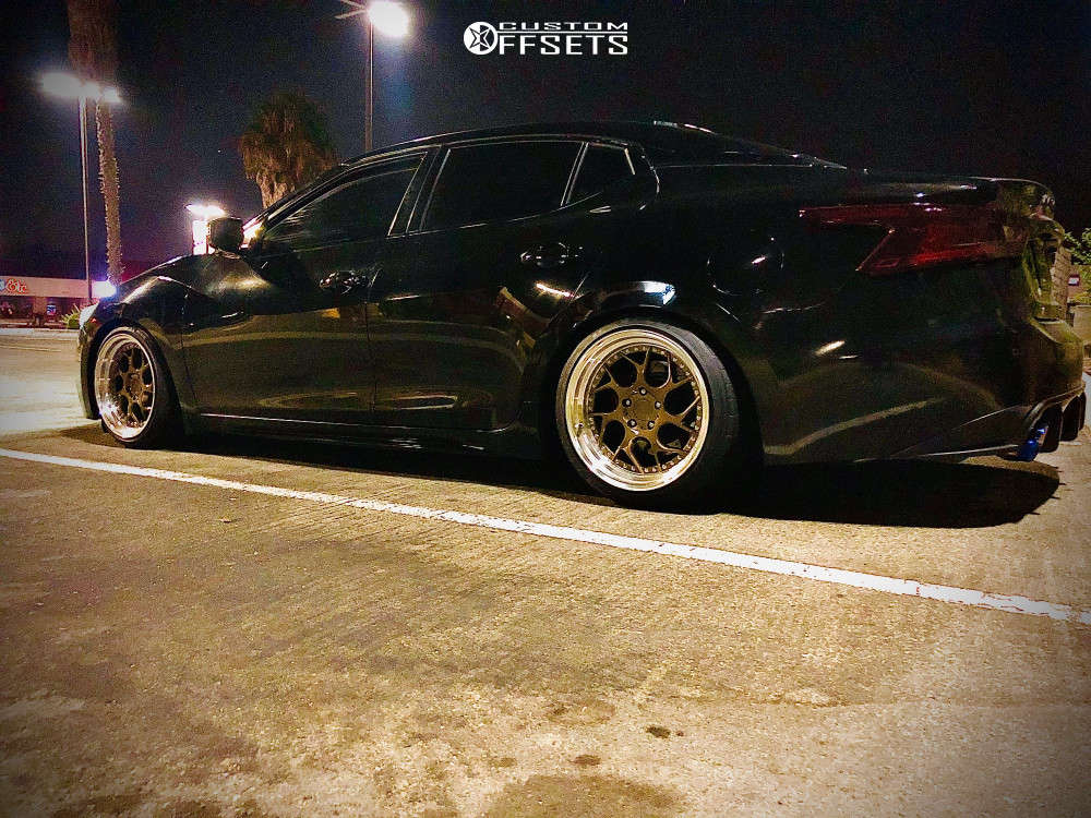 2016 Nissan Maxima with 18x9.5 22 Aodhan Ds01 and 245/40R18 Federal ...