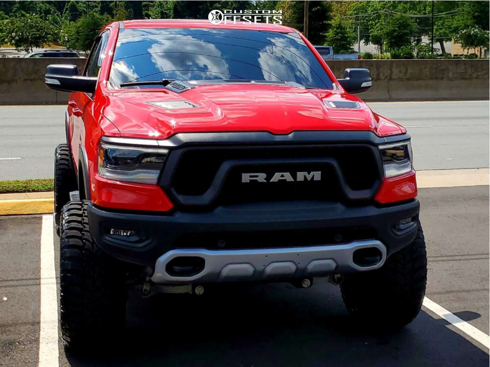 2020 Ram 1500 with 26x14 -76 XF Offroad Xf-222 and 37/13.5R26 Crosswind ...