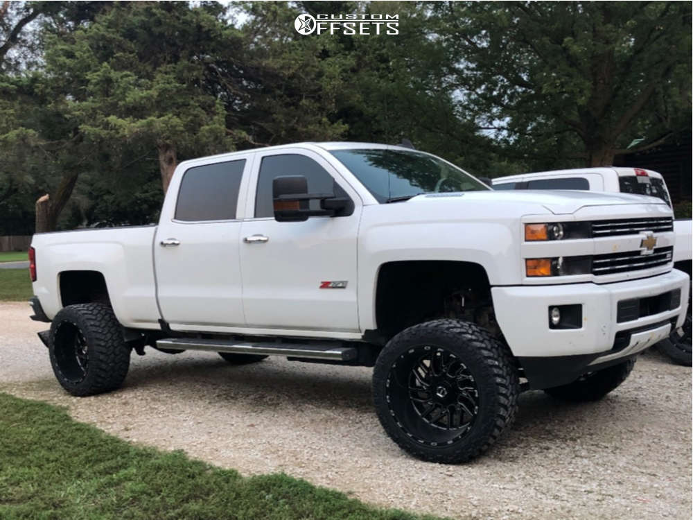 2016 Chevrolet Silverado 2500 HD with 22x14 -76 TIS 544BM and 355/40R22 ...