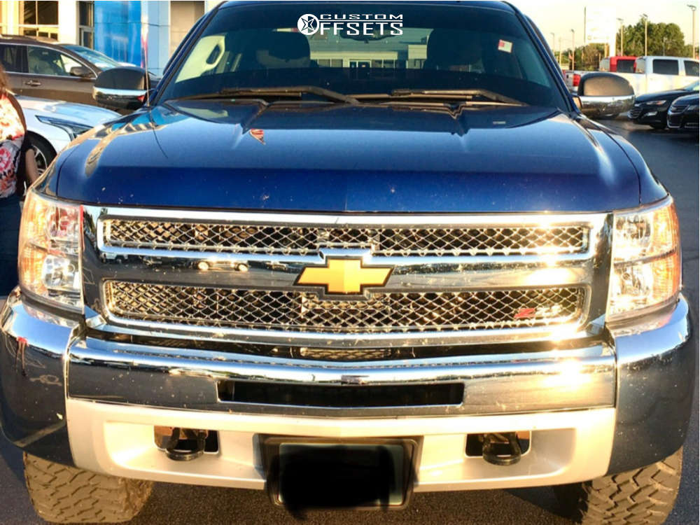 2013 Chevrolet Silverado 1500 with 20x10 -18 XD Grenade and 33/12.5R20 ...