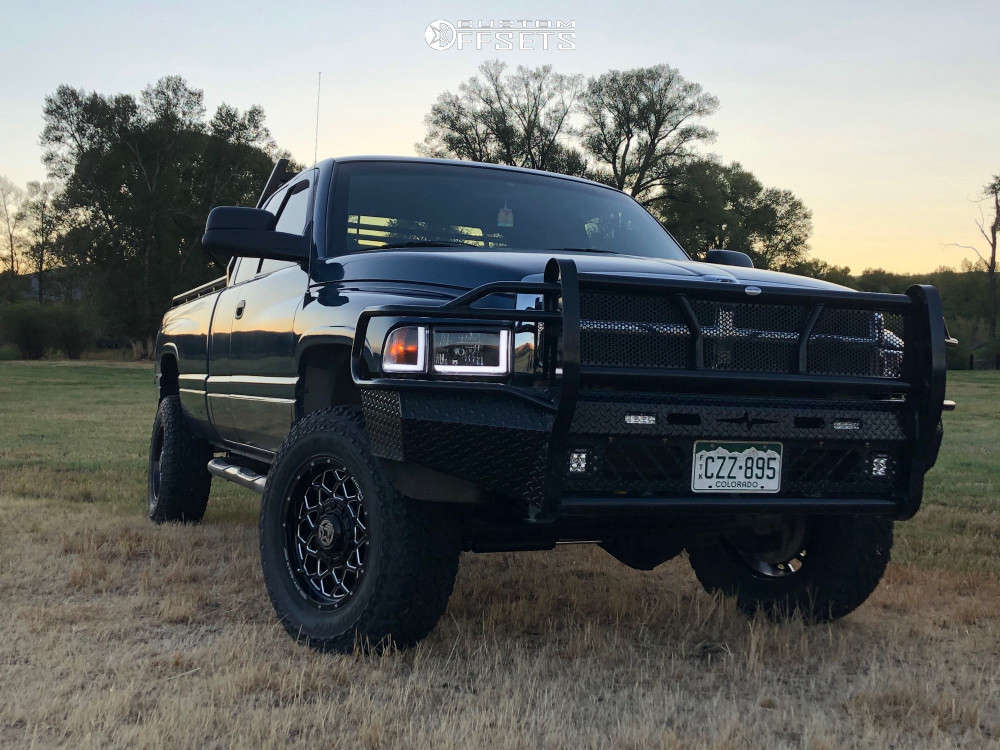 2002 Dodge Ram 2500 with 18x9 18 Anthem Off-Road Avenger and 33/12.5R18 ...