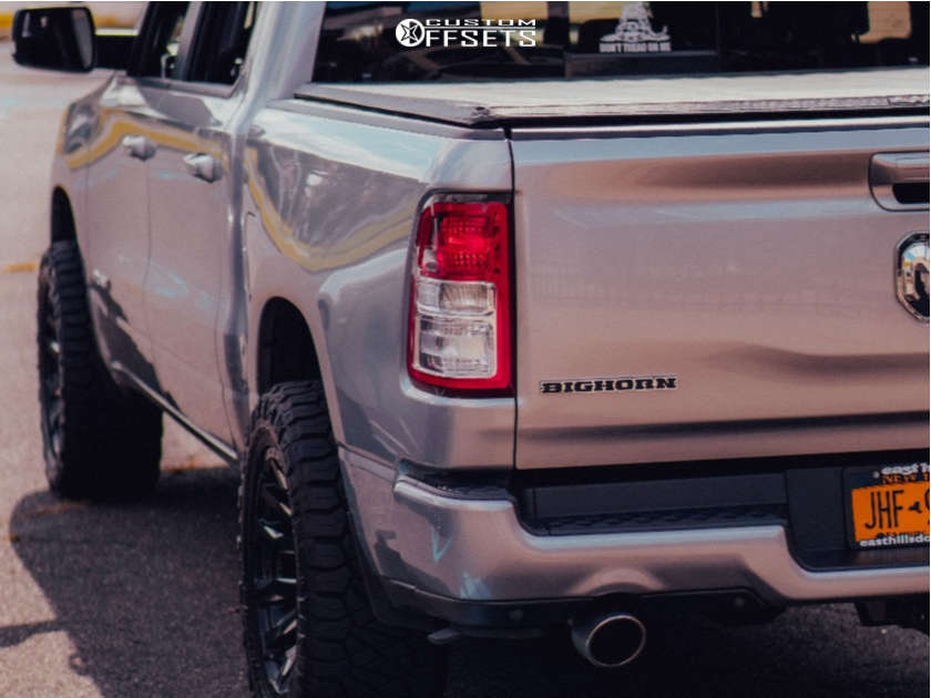 2019 Ram 1500 with 20x10 -24 Fuel Blitz and 33/12.5R20 Nitto Ridge ...