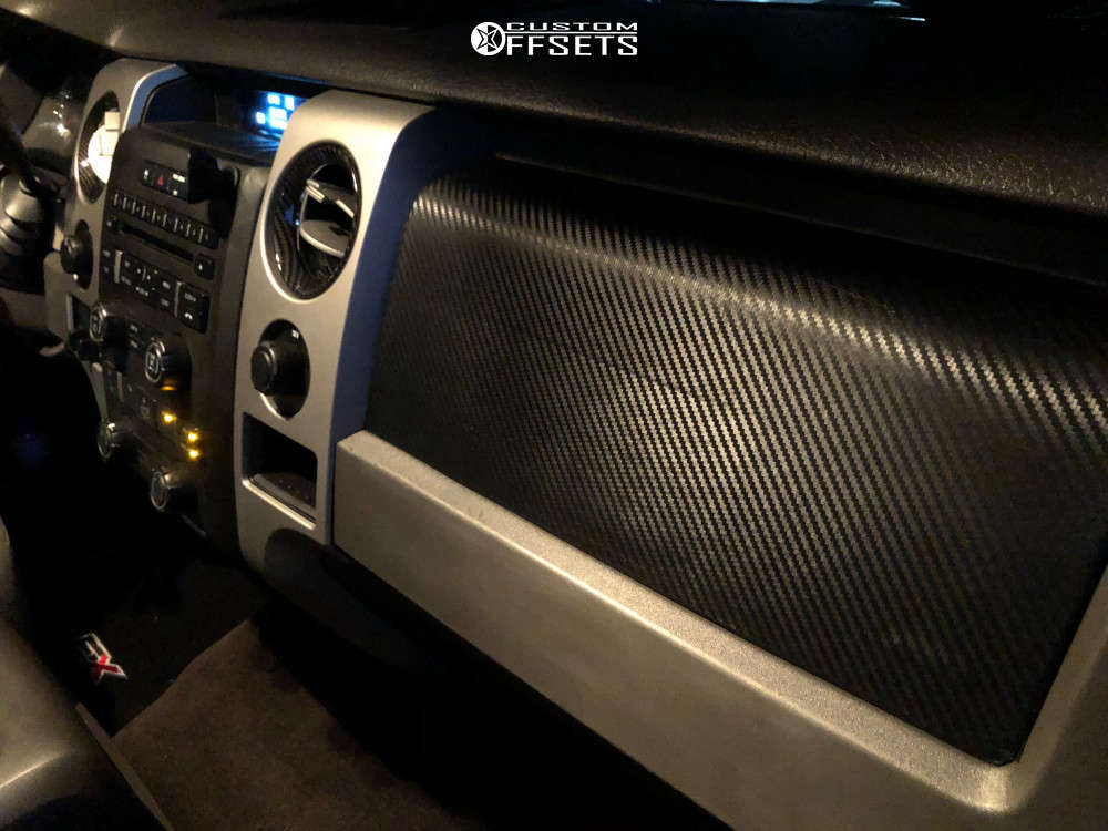 2010 Ford F-150 with 20x10 -24 Vision Spyder and 33/12.5R20 Venom Power ...