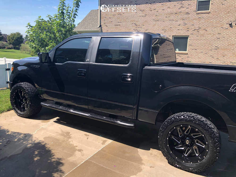 2010 Ford F-150 with 20x10 -24 Vision Spyder and 33/12.5R20 Venom Power ...
