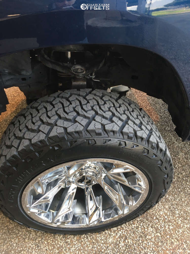 2020 Ram 1500 with 22x12 -44 Gear Off-Road Slayer and 35/12.5R22 Venom ...