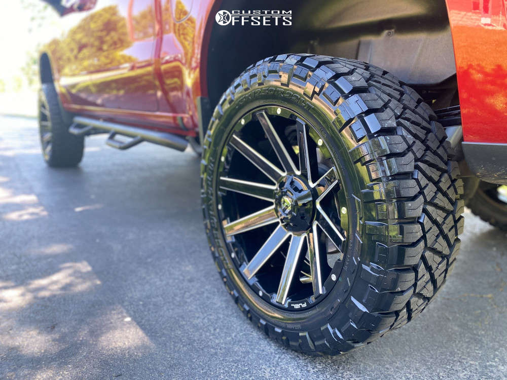 2019 Chevrolet Silverado 1500 with 22x10 -24 Fuel Contra and 35/12.5R22 ...