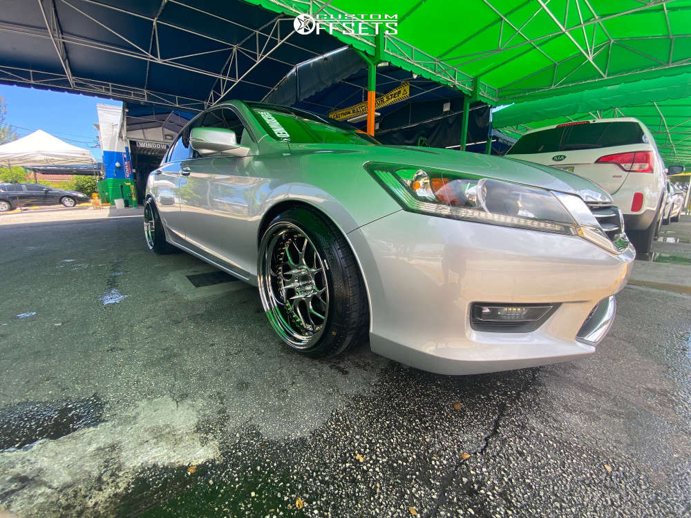 2015 Honda Accord with 19x10.5 22 Aodhan DS02 and 225/40R19 Nankang NS ...