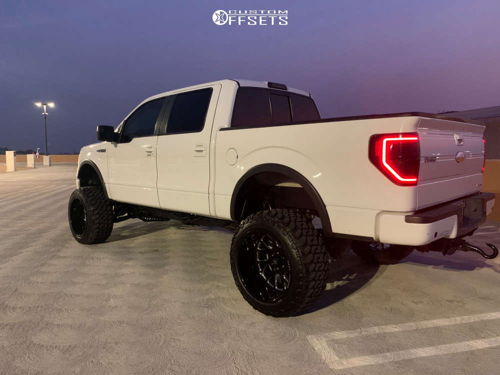 2012 Ford F-150 with 22x14 -76 Gear Forged F71bm1 and 35/13.5R22 ...