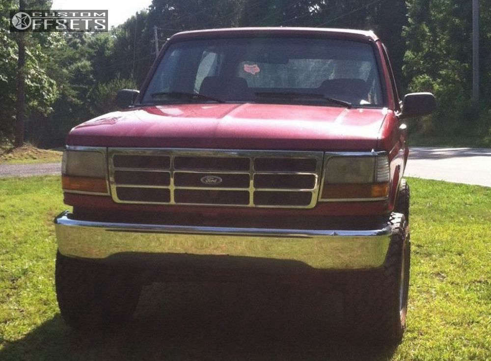 1996 Ford Bronco with 15x10 -47 Mickey Thompson Bullet Hole and 33/12 ...