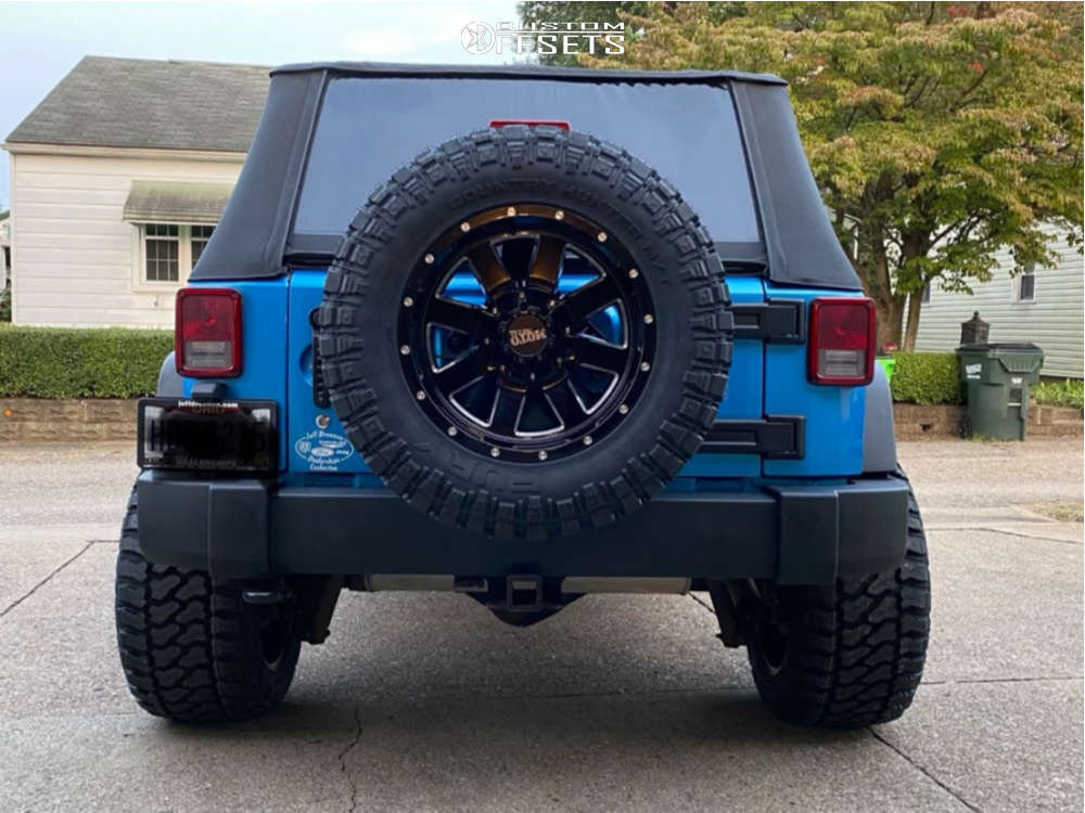 2010 Jeep Wrangler JK with 20x12 -44 Moto Metal Mo962 and 33/14.5R20 ...