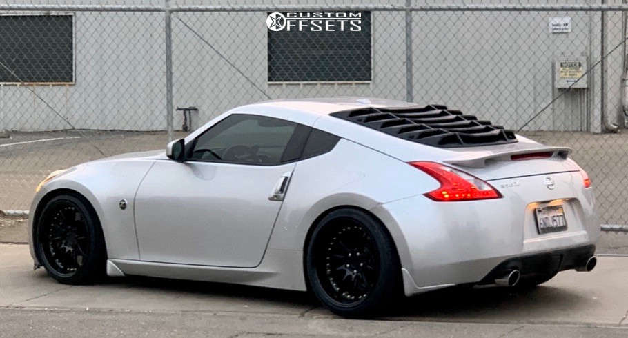 2009 Nissan 370Z with 19x9.5 15 Aodhan Ds07 and 235/35R19 Atlas Force ...