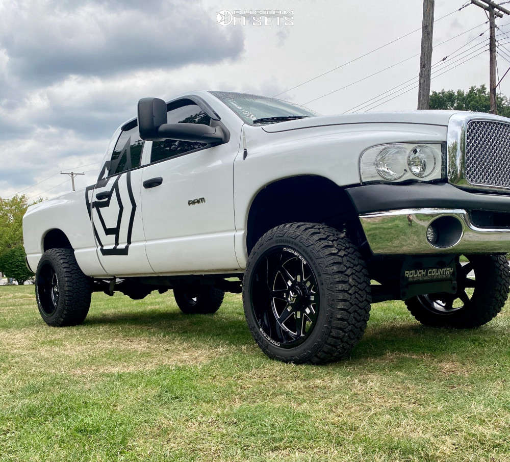 2003 Dodge Ram 1500 with 22x12 -44 Dropstars 655bm and 35/12.5R22 Fury ...
