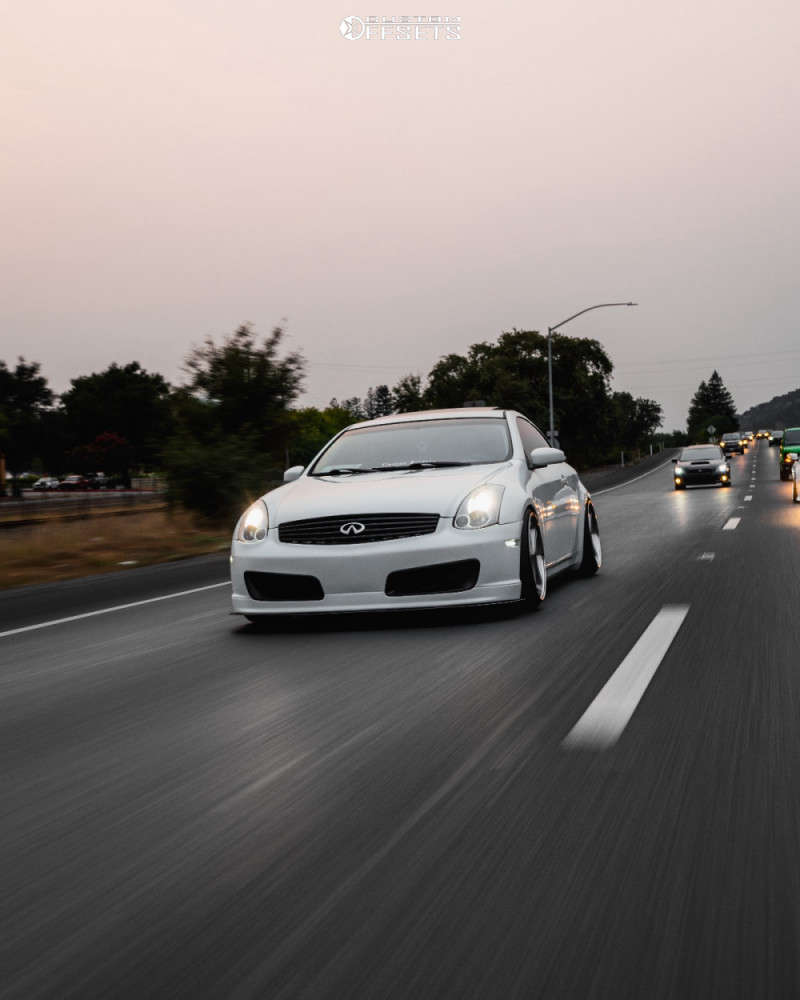 2004 INFINITI G35 with 19x11 15 Aodhan Ds02 and 235/35R19 Delinte D7 ...