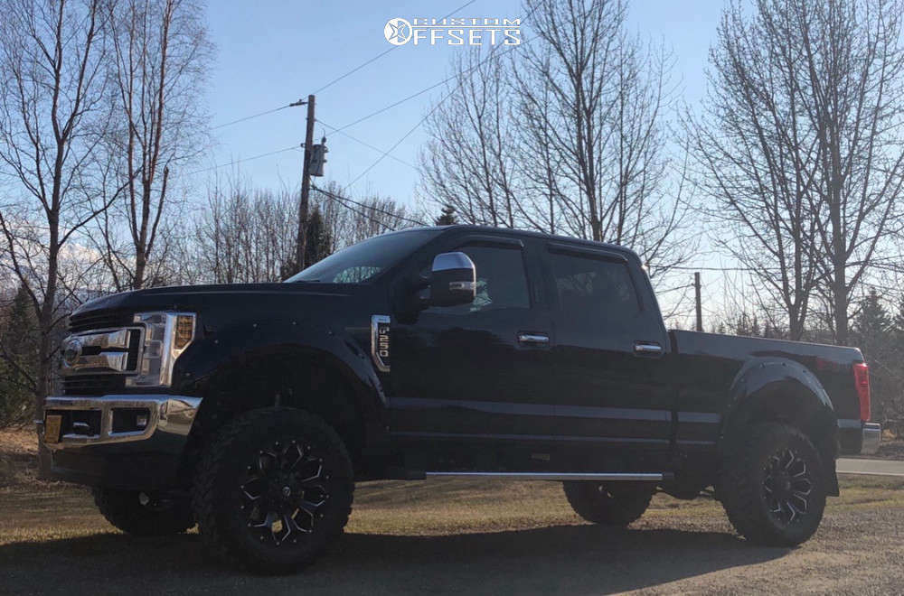 2018 Ford F-250 Super Duty with 20x9 1 Fuel Assault and 35/12.5R20 Toyo ...