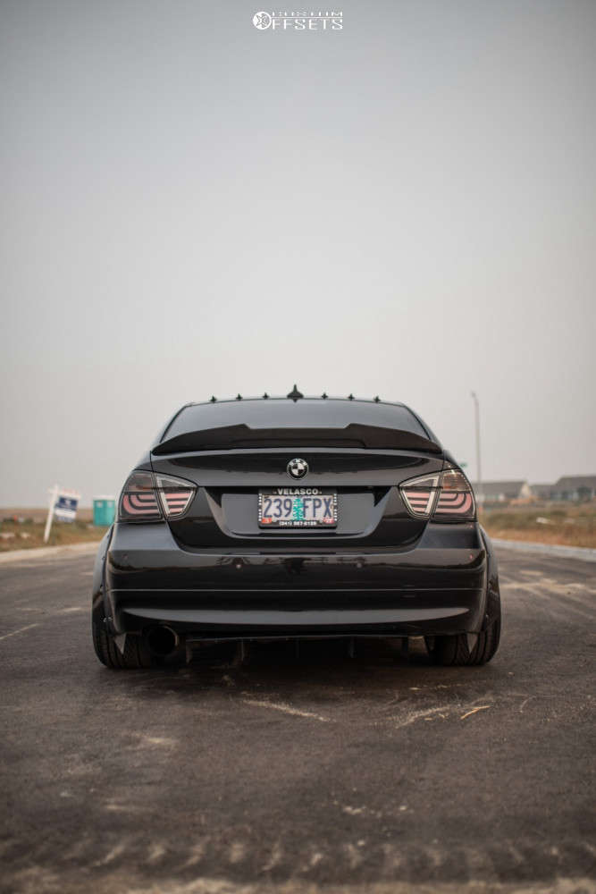 2006 BMW 330xi with 19x11 33 Rohana Rfx11 and 275/30R19 Continental Extreme Contact Dws06 and ...