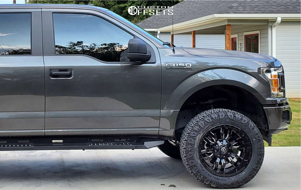 2018 Ford F-150 with 20x10 -19 Fuel Sledge and 33/12.5R20 Radar ...