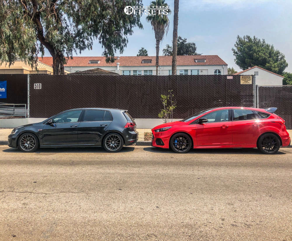 2016 Volkswagen GTI with 18x8.5 45 VMR V710 and 245/40R18 Continental ...