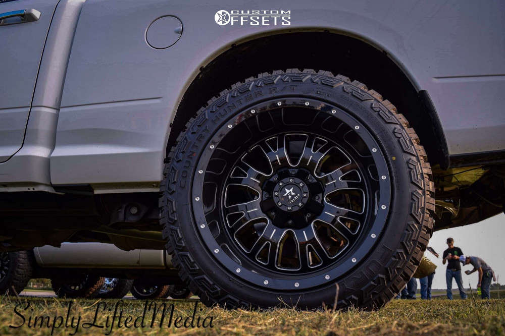 2017 Ram 2500 with 22x12 -44 RBP 89r and 35/12.5R22 Fury Offroad ...