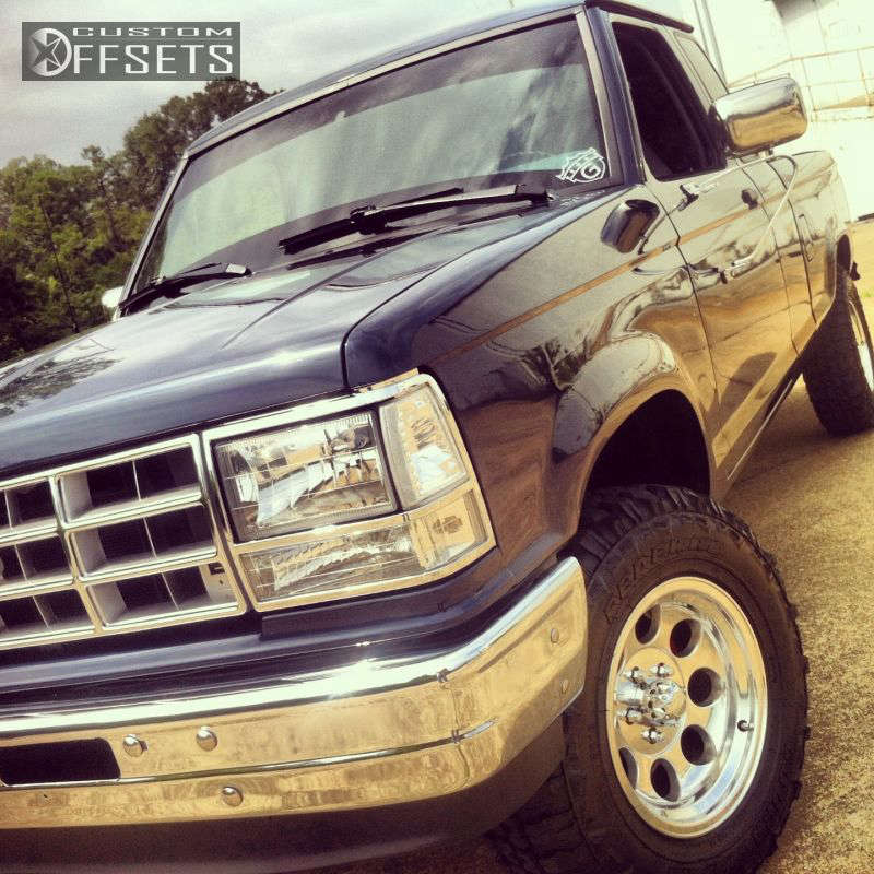 1991 Ford Ranger with 15x8 -19 Pacer LT and 275/65R15 Federal Couragia ...