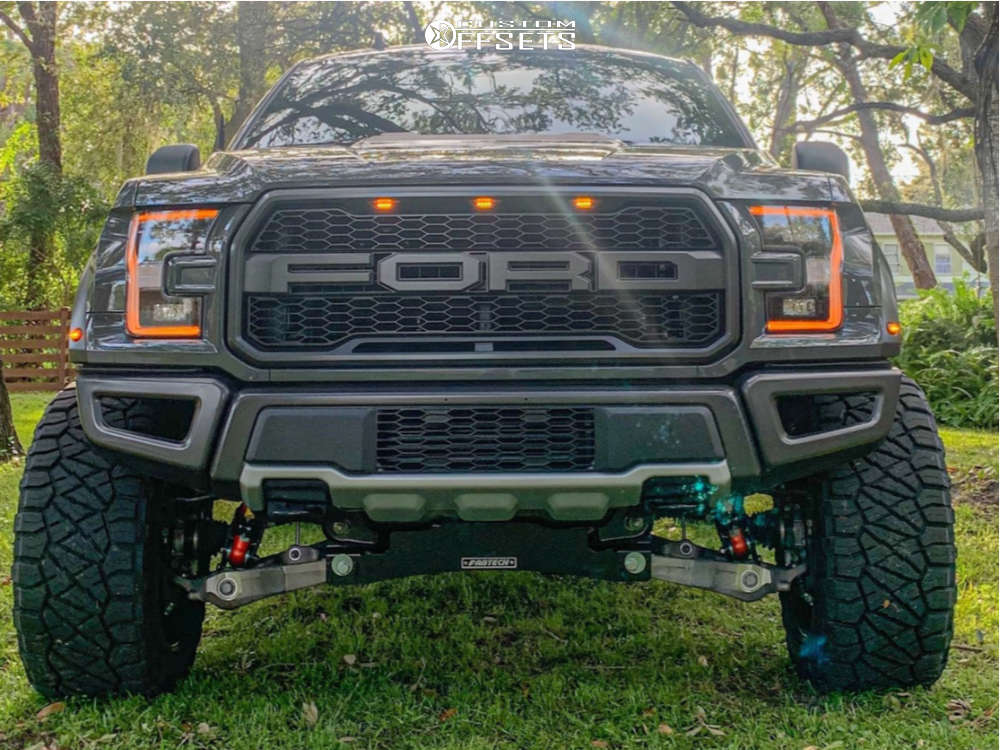 2020 Ford Raptor with 22x12 -51 Cali Offroad Summit and 35/12.5R22 ...