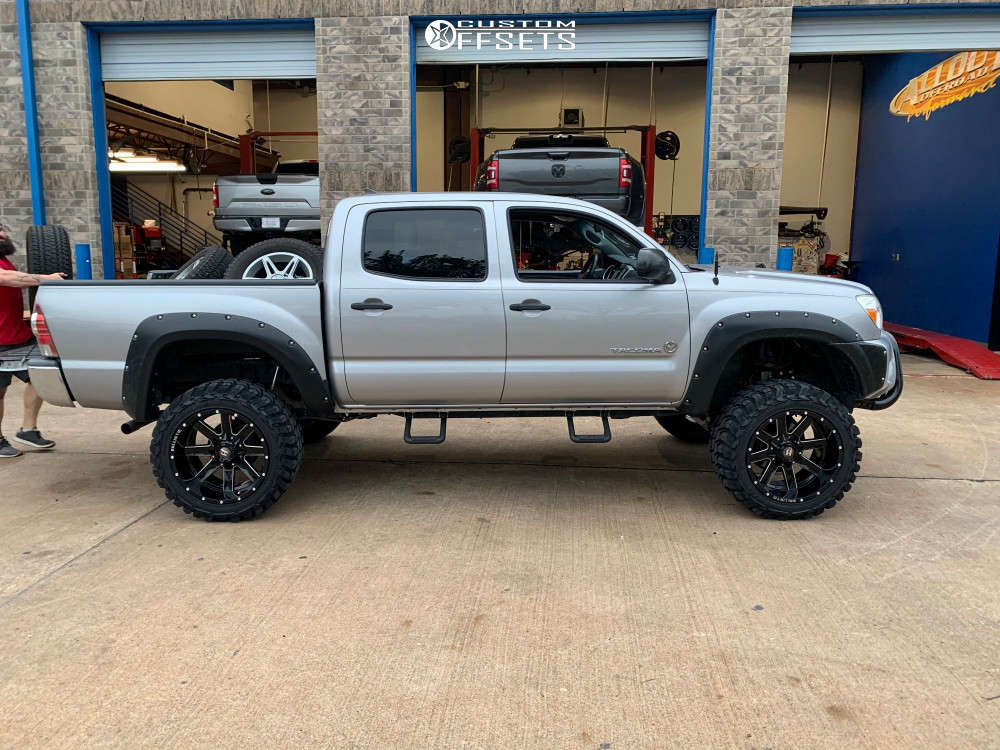 2014 Toyota Tacoma with 20x12 -44 Ballistic Rage and 33/12.5R20 ...