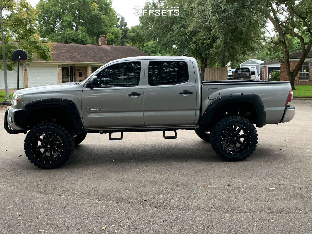 2014 Toyota Tacoma with 20x12 -44 Ballistic Rage and 33/12.5R20 ...