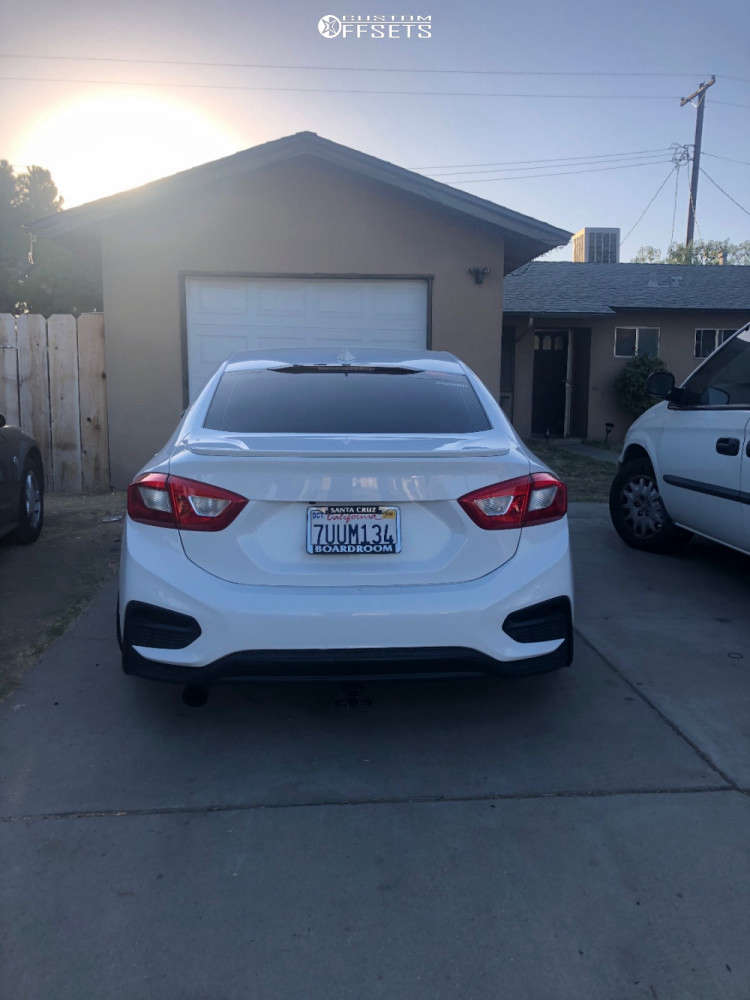 2017 Chevrolet Cruze with 18x8.5 40 F1R F27 and 215/35R18 Nitto Nt05 ...