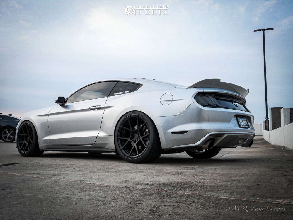 2016 Ford Mustang with 20x10 35 Rotiform Kps and 275/35R20 Kumho Ecsta ...