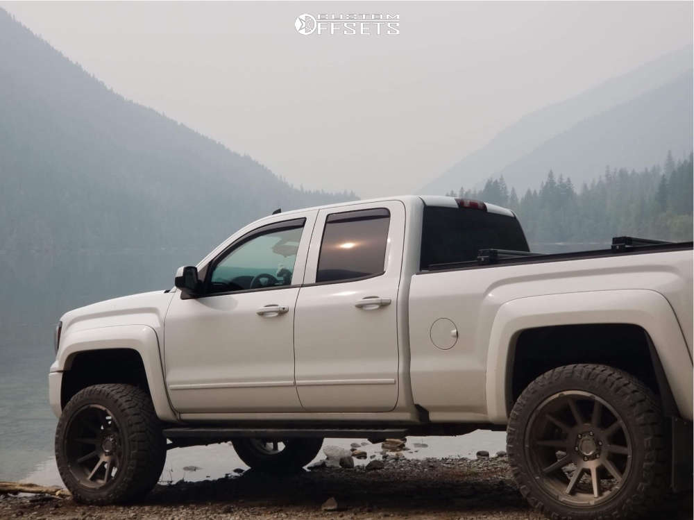 2018 GMC Sierra 1500 with 22x12 -44 V-Rock Tactical and 35/12.5R22 ...