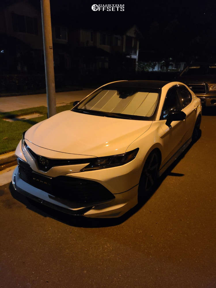 2019 Toyota Camry with 18x8 35 JNC Jnc026 and 235/45R18 Hankook Kinergy ...